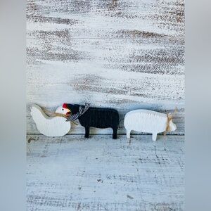 The Hearthside Collection | Accents | Rustic Wood Farm Animal Shelf ...